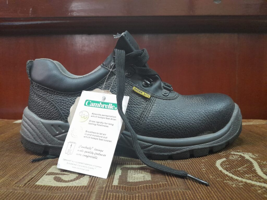 Work lite safety boot - Tekiria General Suppliers LTD